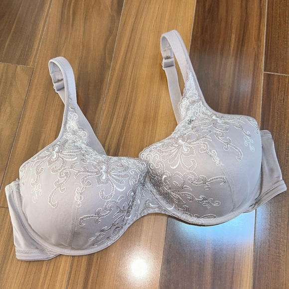 Playtex | Intimates & Sleepwear | 44c Playtex Lightly Lined Embroidered ...